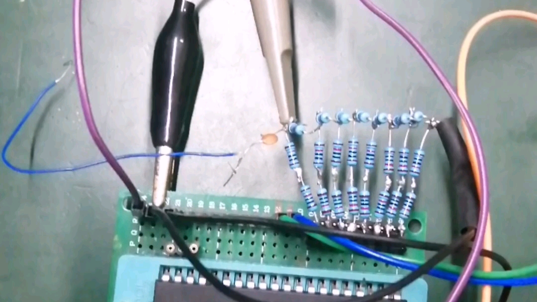 51单片机实现正弦波信号发生器