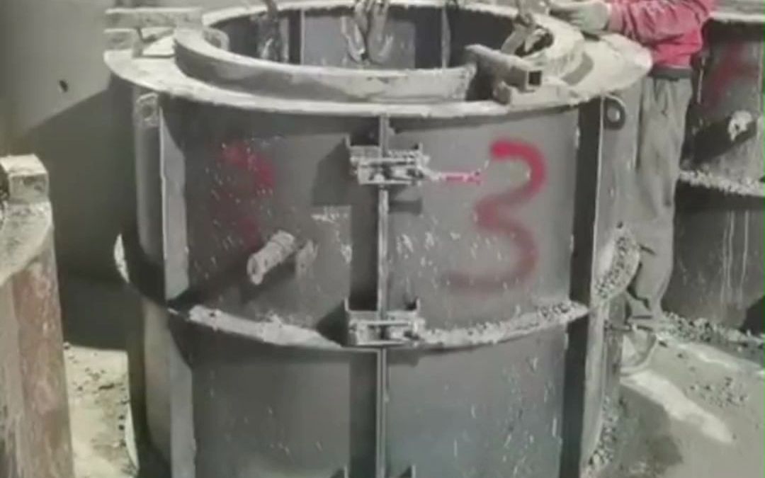 检查井模具 脱模过程