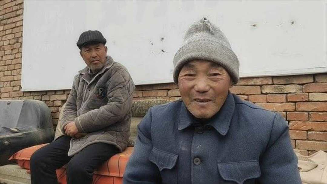 为啥年味越来越淡?农村老人说出心里话,越说越激动