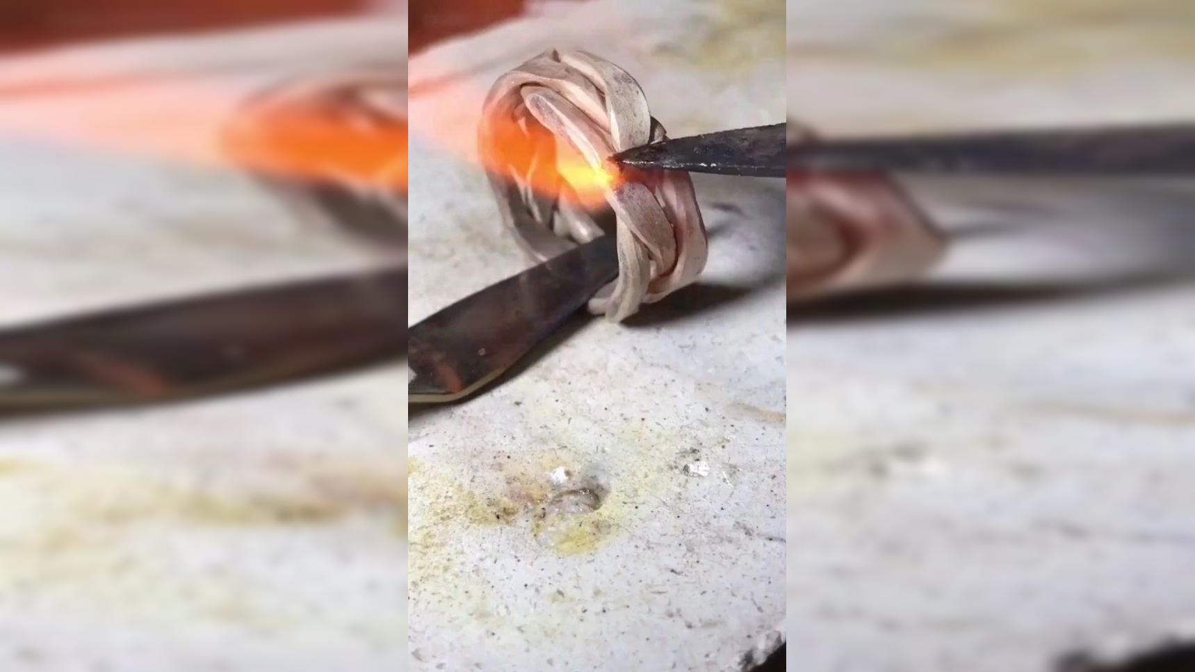 这手工制作的戒指漂亮吗?