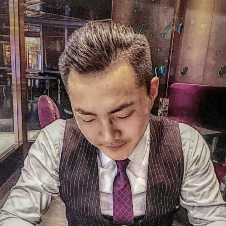 俗人董爷恋爱小技巧 