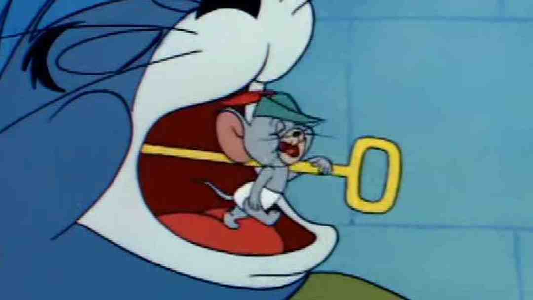 搞笑动画猫和老鼠:汤姆把钥匙藏在肚子里都被小老鼠偷走了