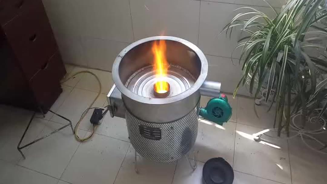 农村节柴灶 家用省柴火炉 看看这个小伙用它都干了什么