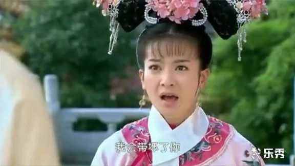 还珠格格:小燕子和五阿哥因为婆媳关系吵架,紫薇充当和事老
