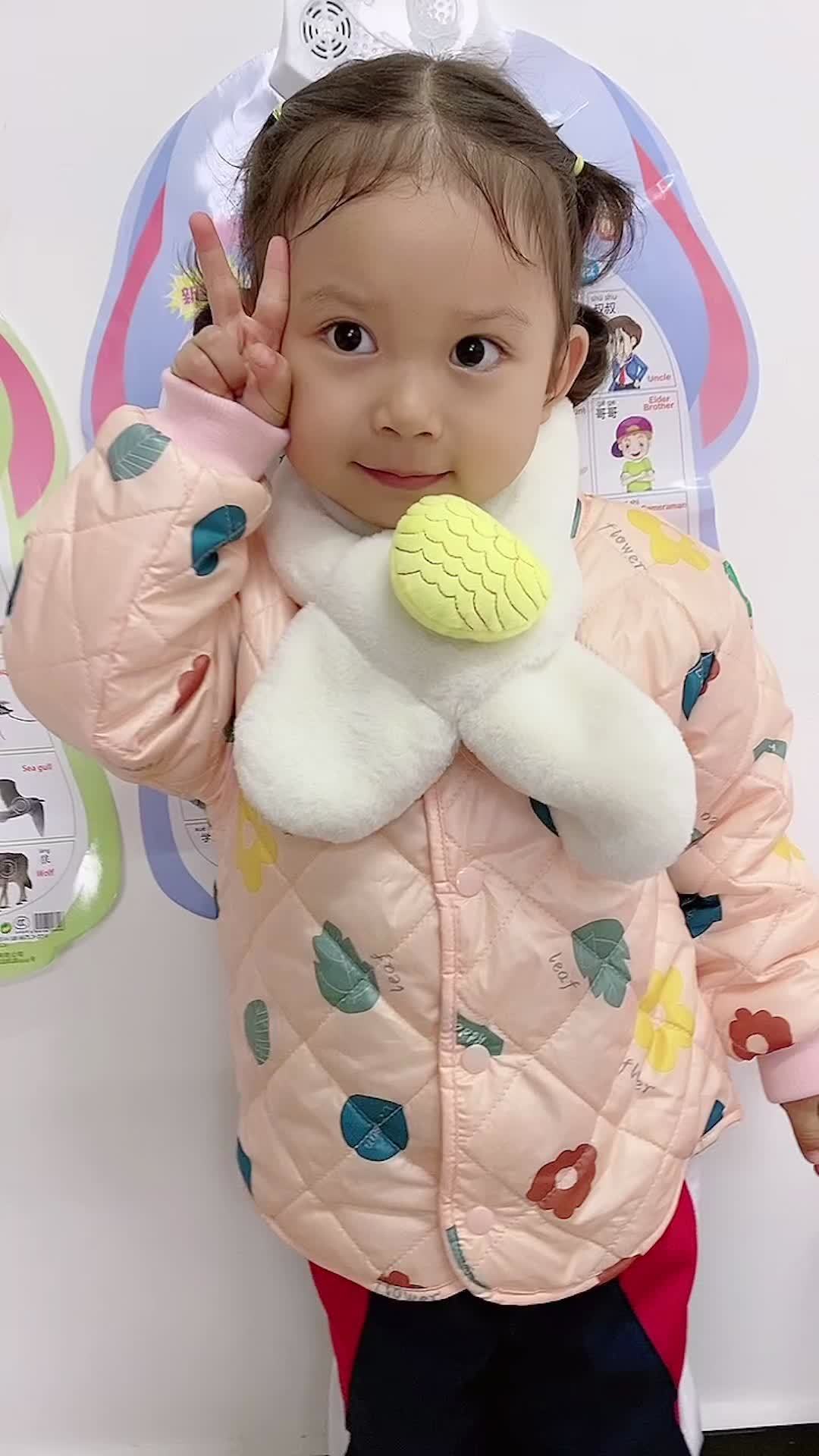 天冷了给孩子入手了加绒加厚棉服,保暖又好看还不起坨,关键不贵才...