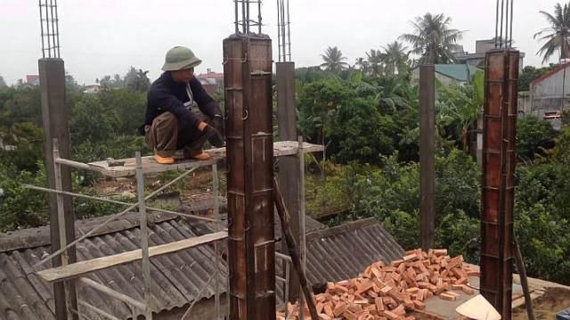 柱的混凝土浇筑需要注意什么?看装修师傅做的浇筑混凝土柱示范