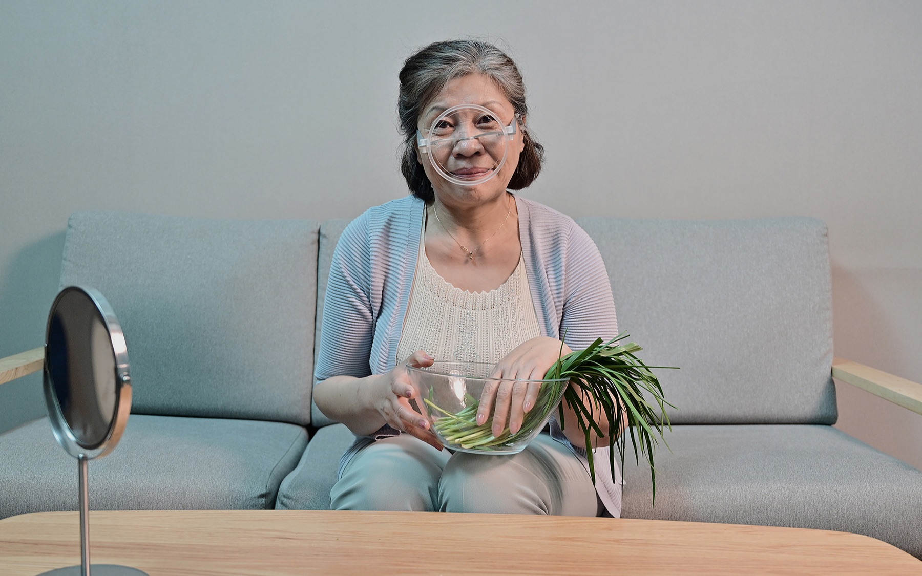 【思辨设计/批判设计】“MODEL FAMILY”老年人情绪变现计划 央美...