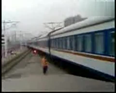 SS7E牵引T67次 视频