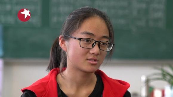 远程直播教学,与重点中学同步上课,“一块屏幕”真能改变命运?