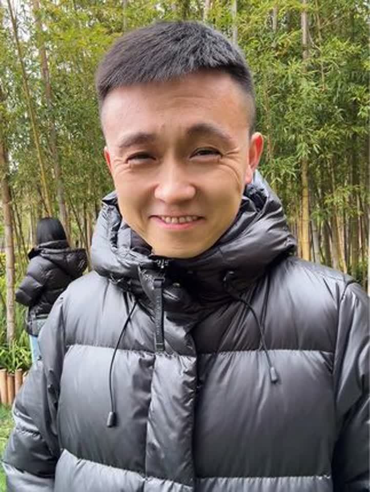 爆火黑金羽绒服!鹅绒的!只做高品质!
