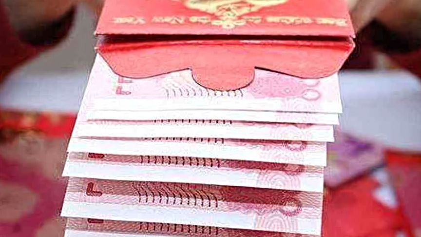 父亲借女儿3万压岁钱不还被起诉,法院:应还本金及利息