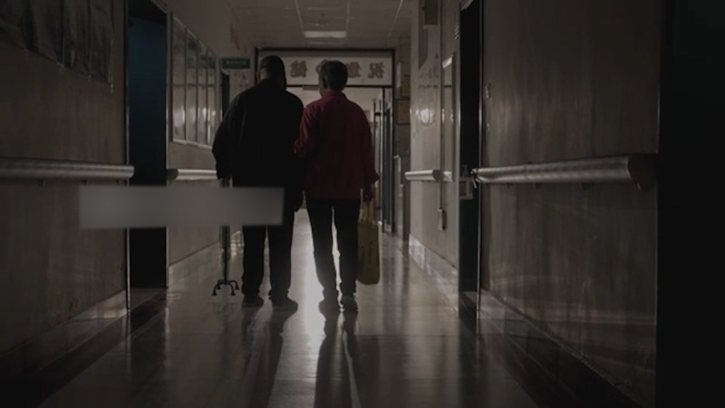 福建一老人半夜强忍胸痛不想麻烦邻居,延误救治离世:其子女不在身边,...