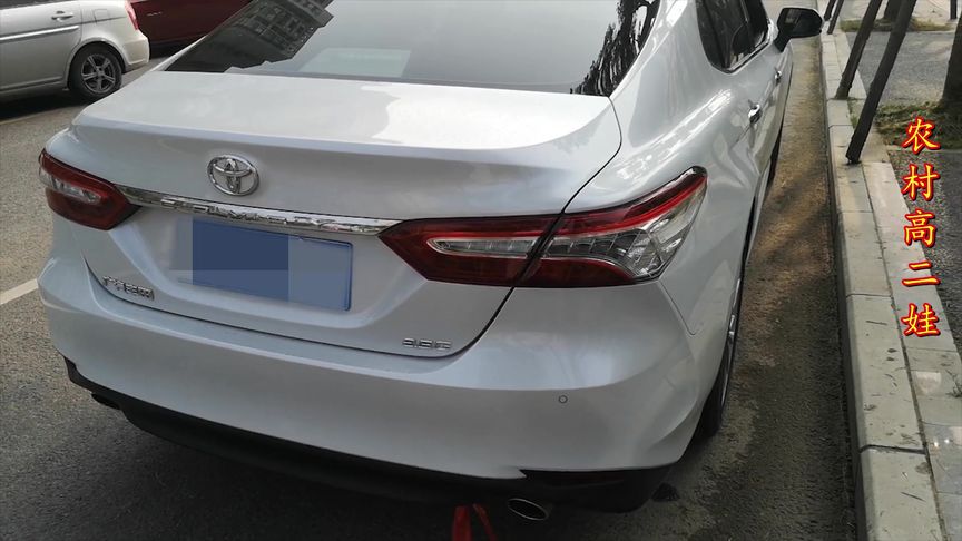 新款凯美瑞到底真的那么好?用车一个月今天就来分享一下