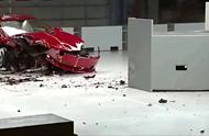看看这是什么车?碰撞测试实在太惨烈了!