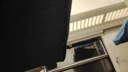 2.15 K516次列车经典“他还只是个孩子”事件