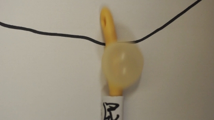 当你试图将导尿管拔出时…