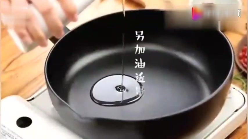 椒盐皮皮虾的做法,好吃不上火,上桌就扫光!