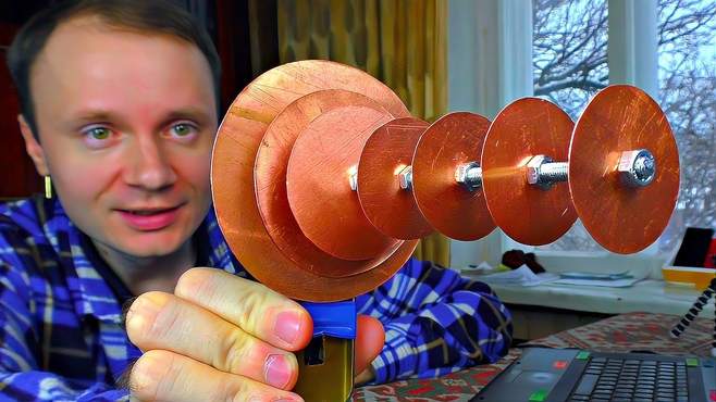 小哥自制信号接收器,简单几个铜片,竟能收到10公里的WiFi!