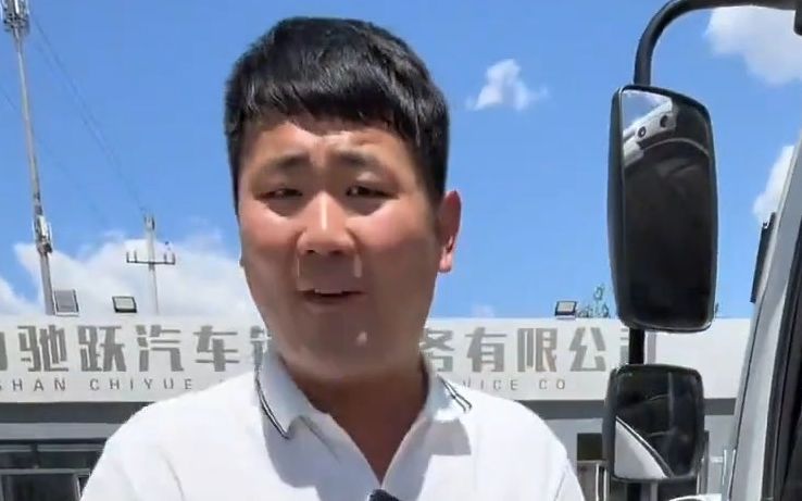 一万多块钱的小电车,价格比拆电池多点,老铁买回去占靓号用了!