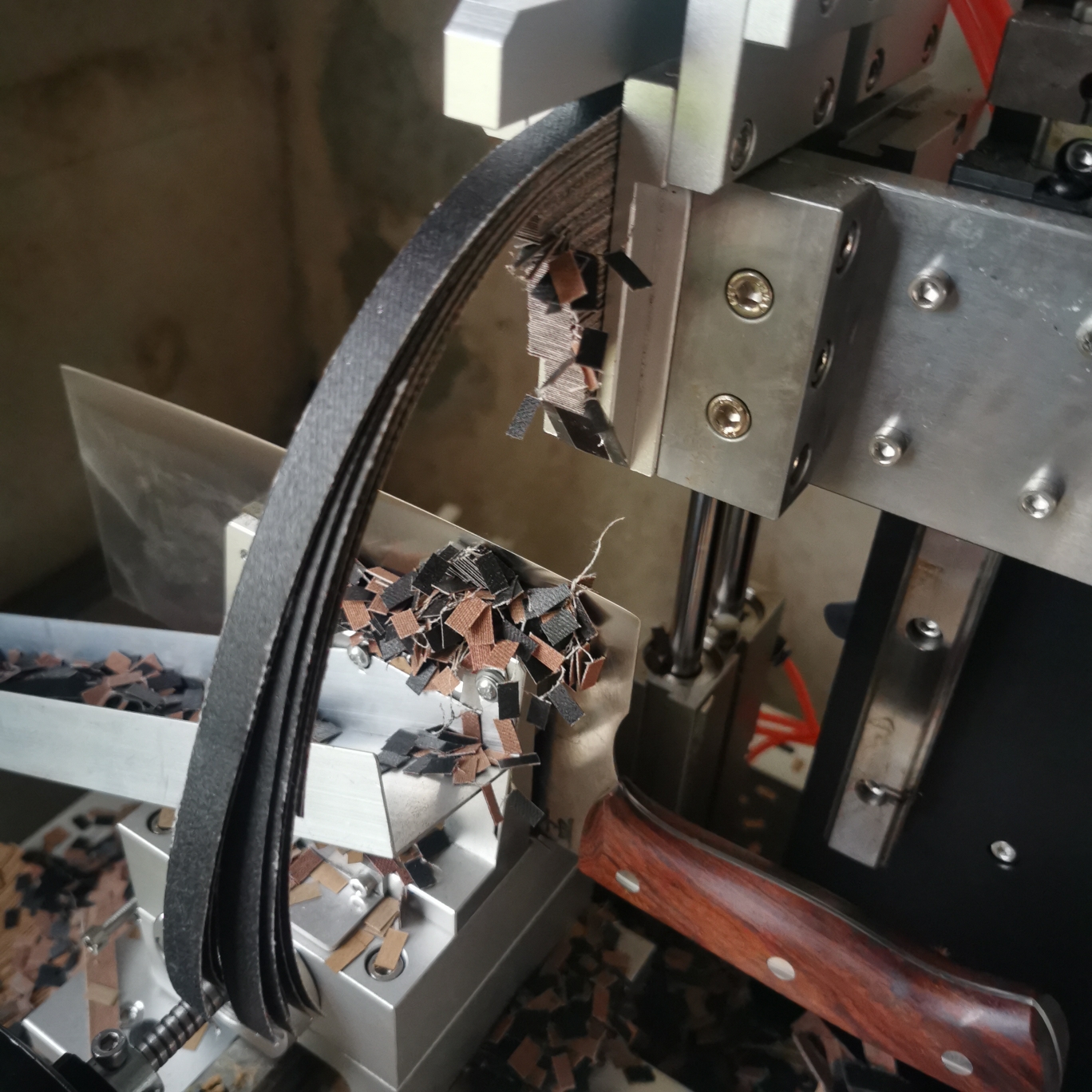 通体s125v粉末钢菜刀,锋利度保持性测试仪下的逆天测试数据,这就是...