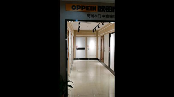 装修大全包,客户选材,都是品牌实木门,假一罚十