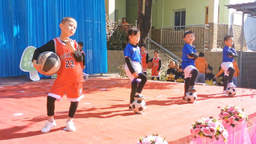 足球篮球秀表演,简直不要太骚