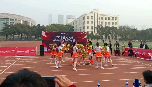 2019.10.20 东北大学啦啦操街舞锦标赛 《工商管理学院 队》(自编自排...