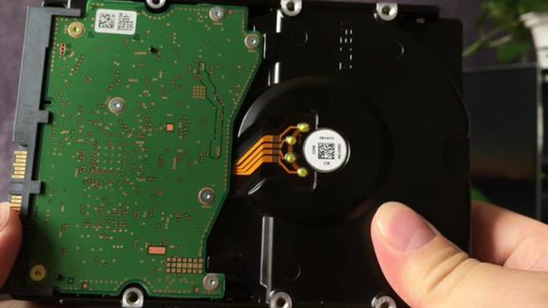 一个备件1899!巨无霸硬盘拆解步步惊心,血亏的教训不想再有了
