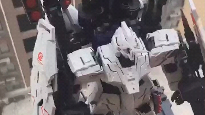 这个高达模型值多少钱?