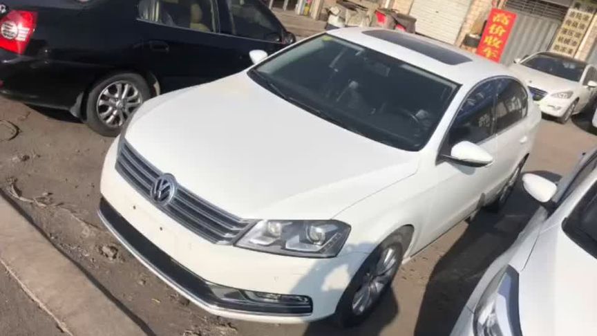 新到大众迈腾2013年底差一天14年,一键启动,座椅加热,定速巡航