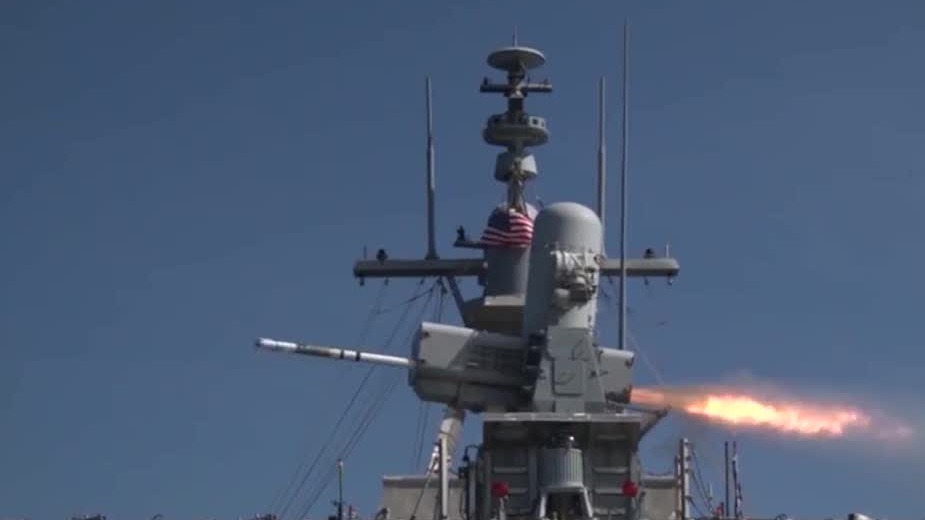 美国双航母杀入地中海,俄罗斯被直接点名