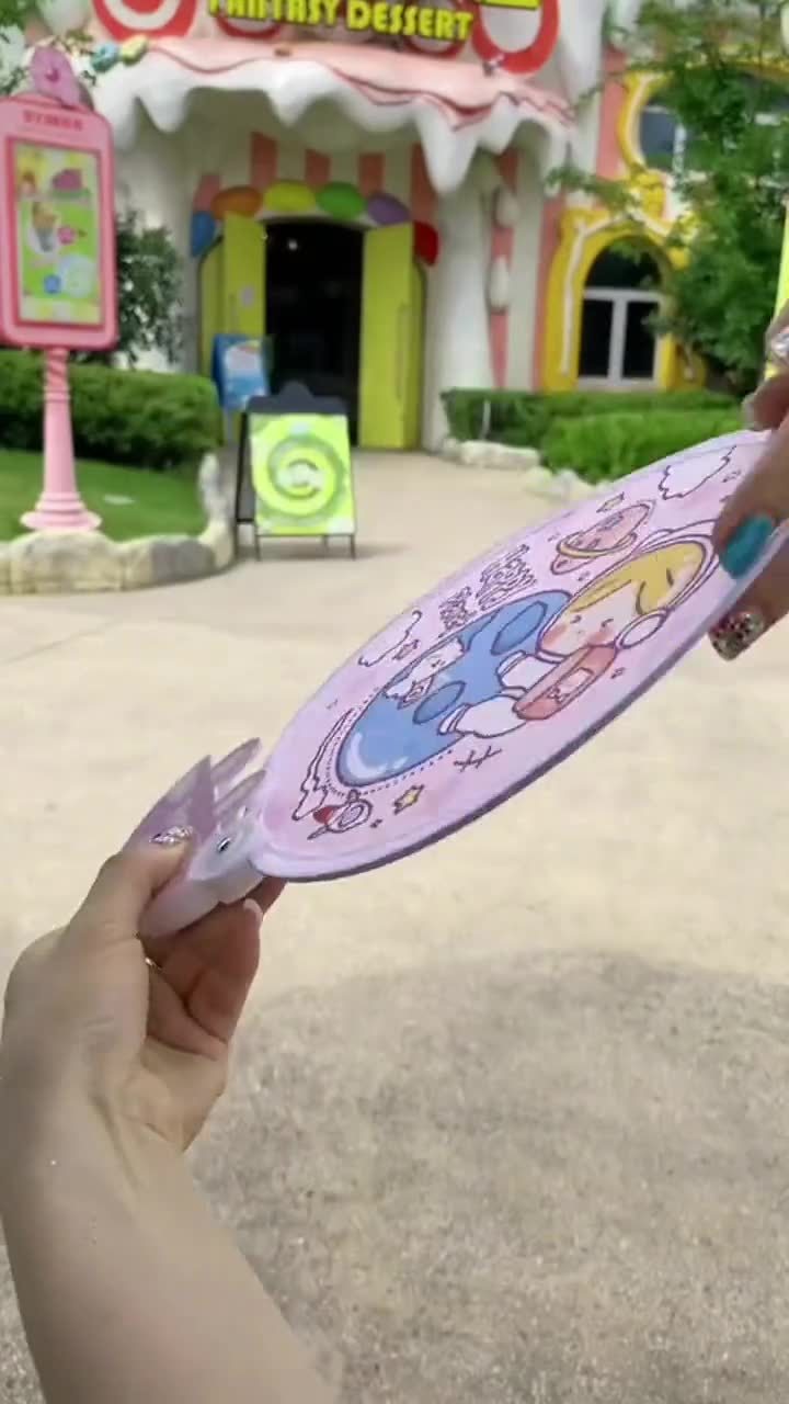这么可爱的卡通折叠扇,建议人手一个!