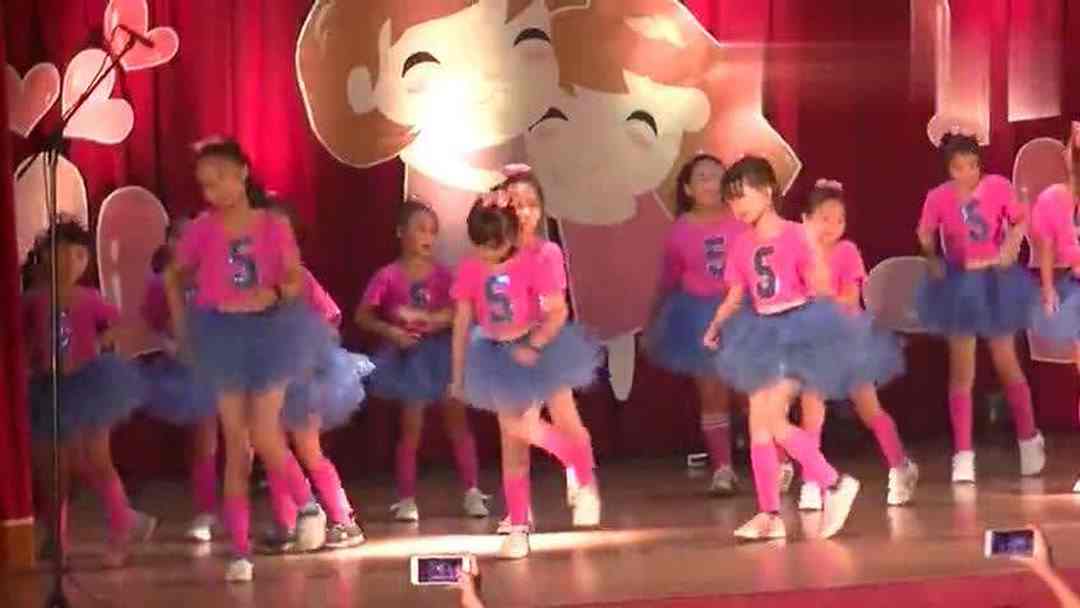 海草舞儿童舞蹈视频简单易幼儿舞蹈学起来!