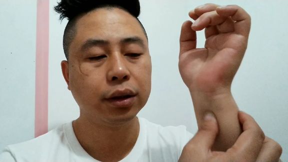 推拿,按摩灵道穴,效果非常好,大家看看吧!