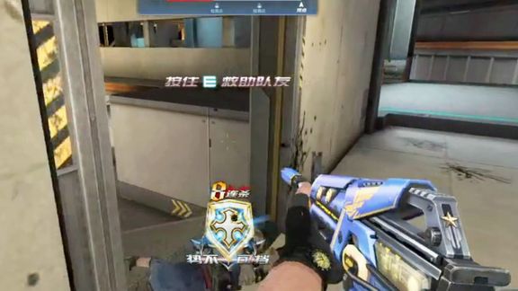 「荒野行动」老胡说:卡在房顶上下不来?