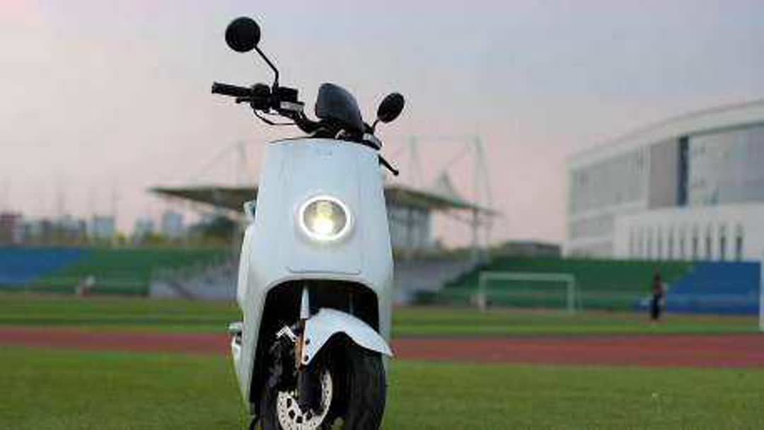 新国标电动车跑起来滴滴响怎么解除?师傅教你一个简单地方法解决