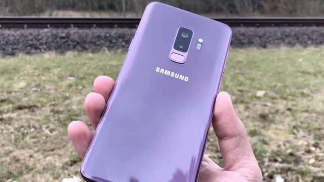 暴力测试!用火车碾压三星S9+
