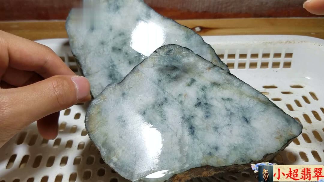 一品玉石:鉴别翡翠原石和水沫玉,居然能用这种方法?活久见