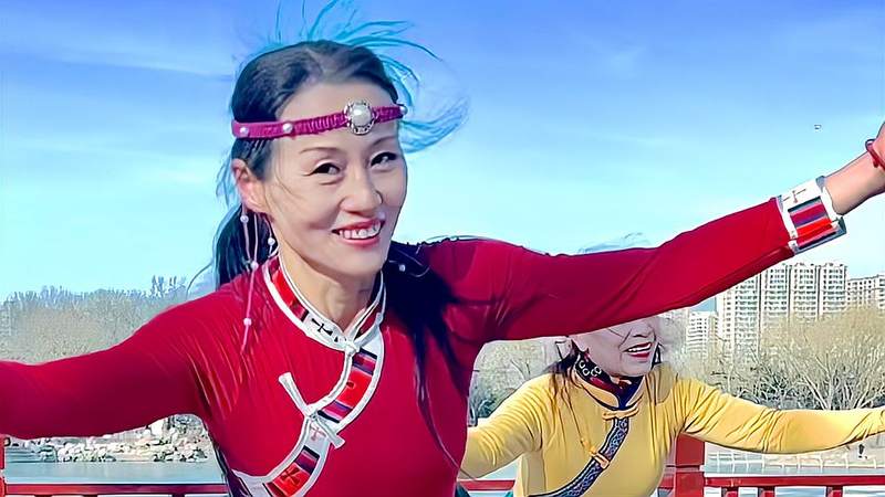 北京龙渊湖见证了“你的模样 你的爱”2022年乐羽舞蹈作品欣赏