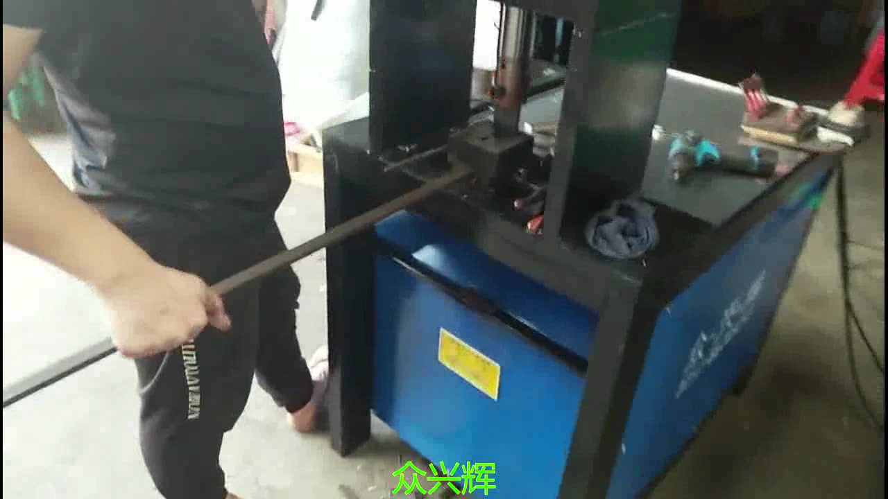 不锈钢冲孔机防盗网冲弧机圆管磨口机 模具打孔机楼梯扶手开孔器