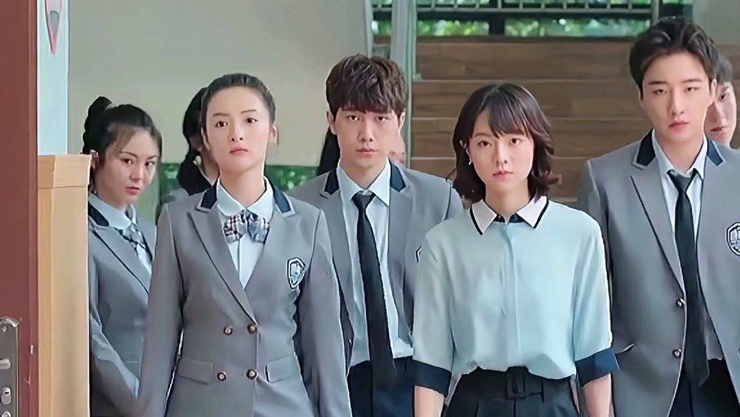 《我成了他的班主任》女混混当上老师,到底有多霸气