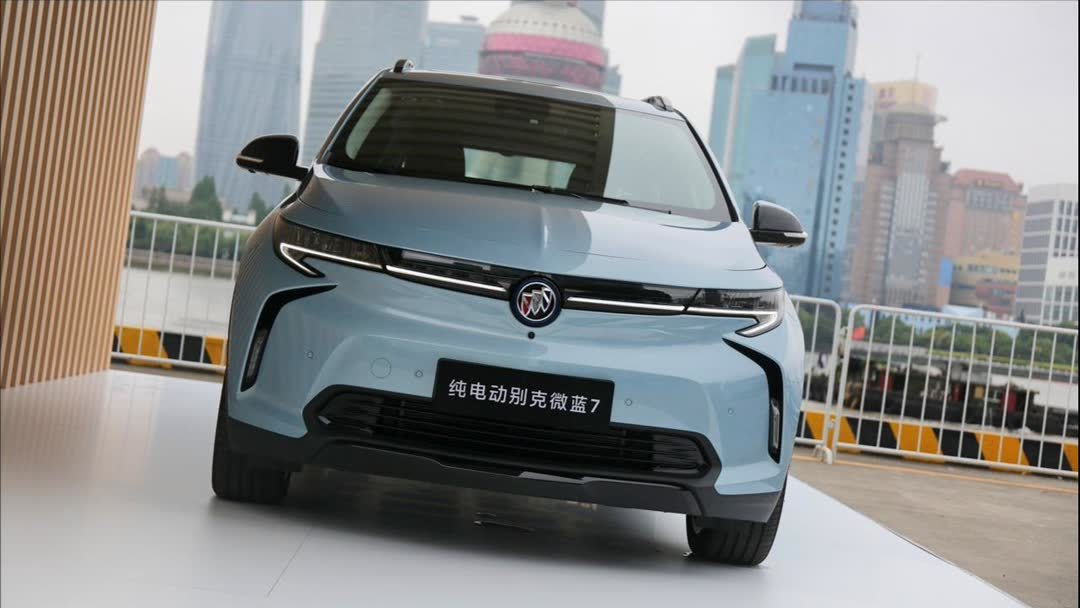 别克微蓝7立体几何切面纹络营造科技感,"触电"设计很来电