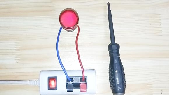 一只普通电笔快速查找故障(工作经验)