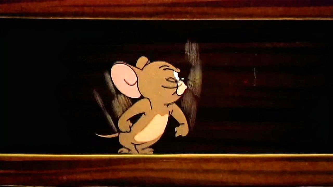 猫和老鼠:住在桌球洞里的杰瑞,被桌球搞得太惨了