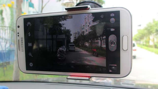 旧手机变成行车记录仪,智能清晰还好用,不用买行车记录仪