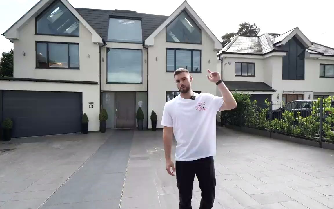 伦敦哈德利的豪宅,拥有360度全景视野,躺家里也能享受自然风光