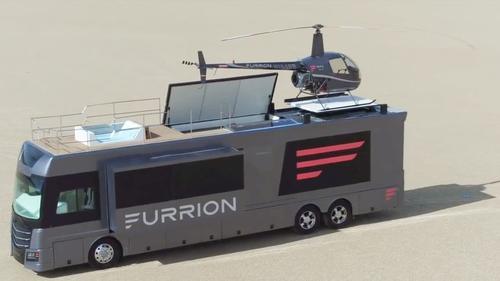 自带飞机的房车,长度达到了14米,内部设置一应俱全