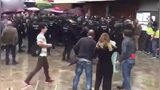 国外警察暴力执法视频 太恐怖了