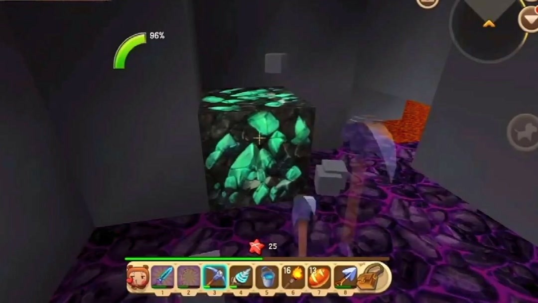 小宇迷你世界极限生存39:我带12颗钻石返回家中,犒劳我军团