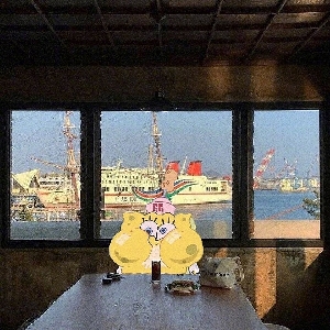 洞里的大王回洞了 